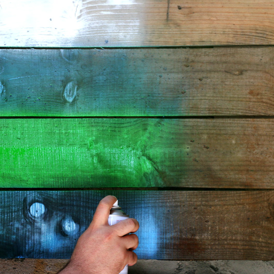 Aerosol Paints Suitable For Wood & Timber - Andrews Aerosols